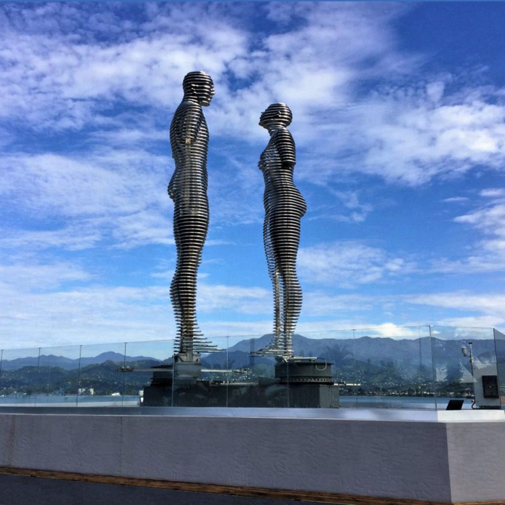 The Rise of Dynamic Sculpture: How Motion Redefines Modern Art and ...